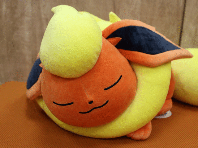 Cuddle Pokemon Center’s Napping Eevee And Its Evolutions To Sleep ...