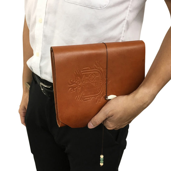 Monster Hunter World Hunter’s Notebook Transforms Into Real Life ...