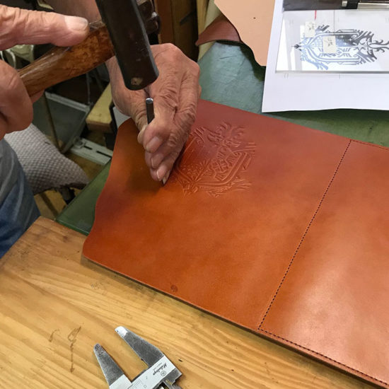 Monster Hunter World Hunter’s Notebook Transforms Into Real Life ...