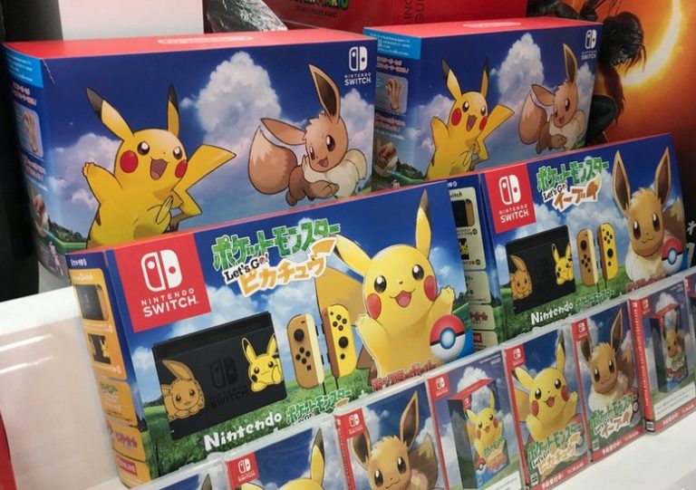 First Look At The Back Of Nintendo Switch Pikachu & Eevee Edition And ...