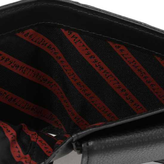 SuperGroupies Bayonetta Wallet – NintendoSoup