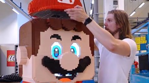 LEGO Creates Enormous LEGO Super Mario Statue With Nearly 23,000 Bricks ...